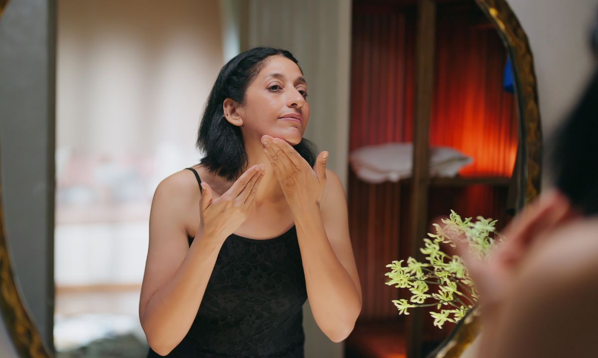Benefits of Applying Moisturizer at Night for Glowing Skin – Pheet